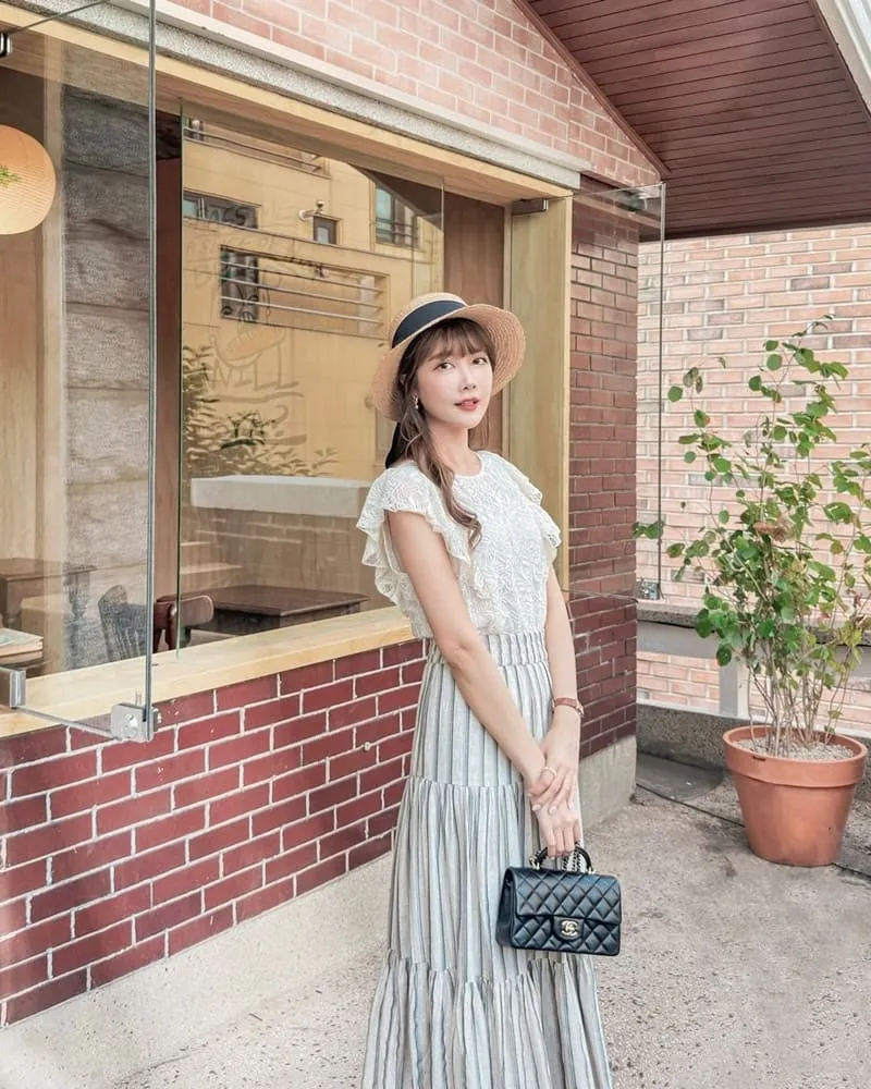 「Avek Cheri」首爾延南洞鹽麵包咖啡廳！濃縮咖啡+香甜鮮奶油、特色鹽麵包口味！ - 現在夯什麼